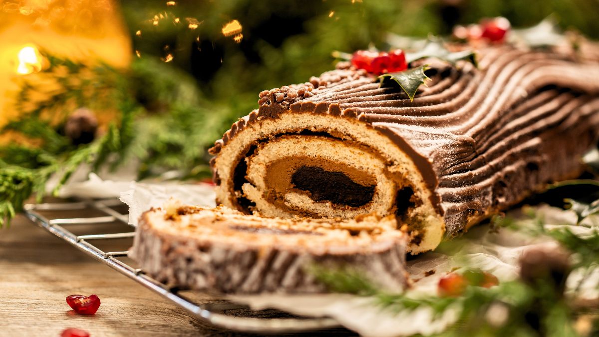 Food Christmas traditions around the world