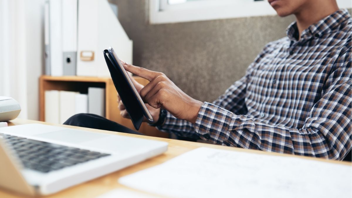 How to Make Phone Calls on iPad